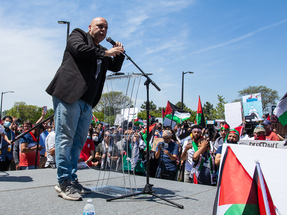 Deadline Detroit | Gallery and Video: Palestinian Supporters Rally ...