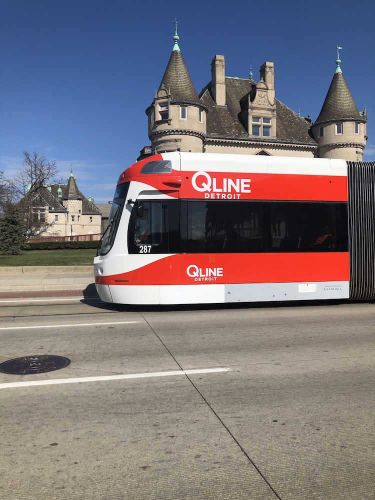 Deadline Detroit | A Sign of Rebound: QLine Begins Testing Streetcars