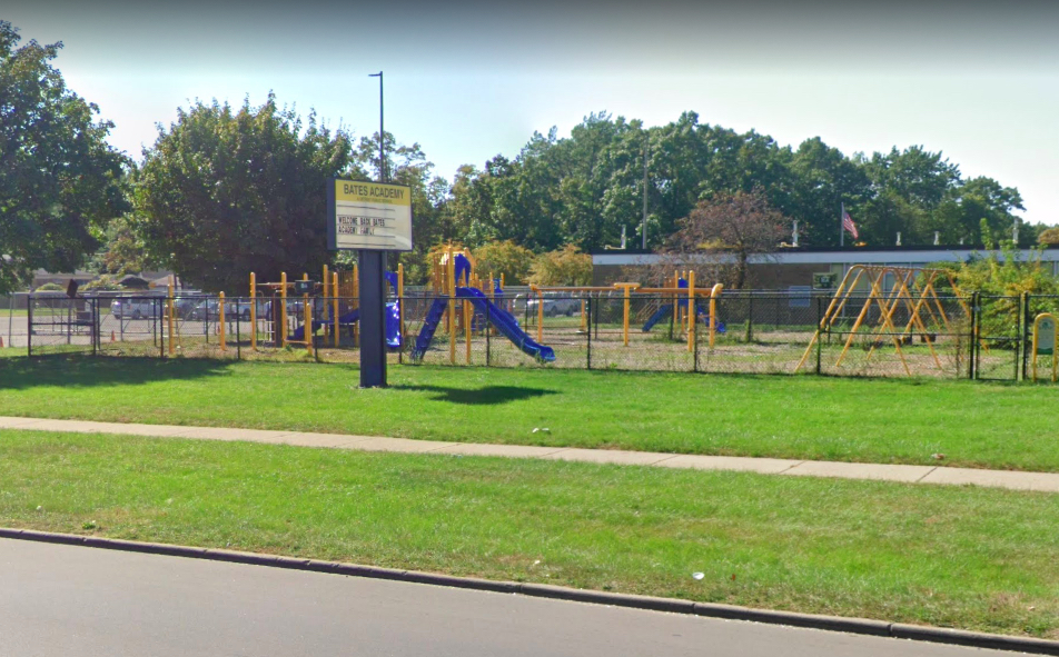 Deadline Detroit | Pit bulls attack two children on Detroit school grounds