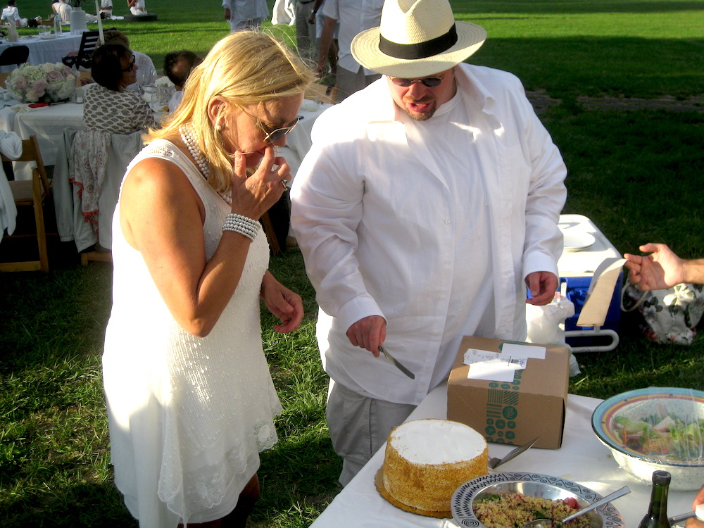 Deadline Detroit | Gallery: A 'White Party' Breaks Out in Detroit's ...