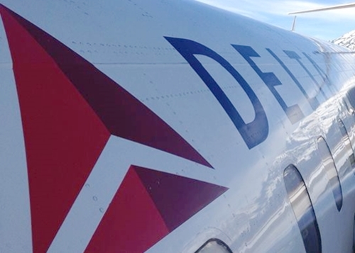 Deadline Detroit | Heart Failure Kills Passenger on Delta Flight from ...