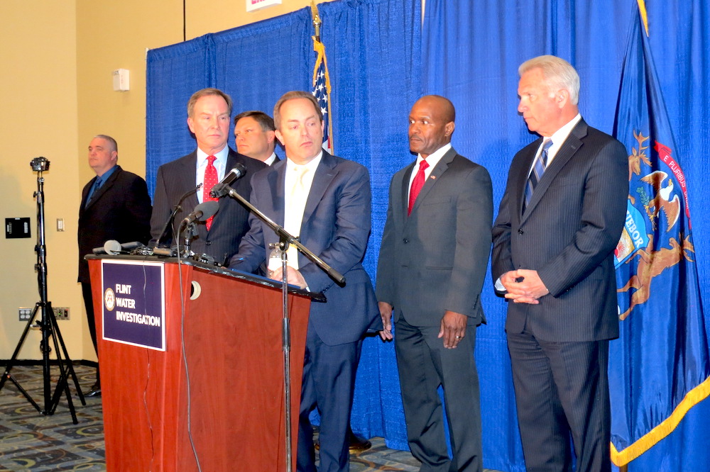 Deadline Detroit | Gallery: Media Pack the House for One of the Bigger ...