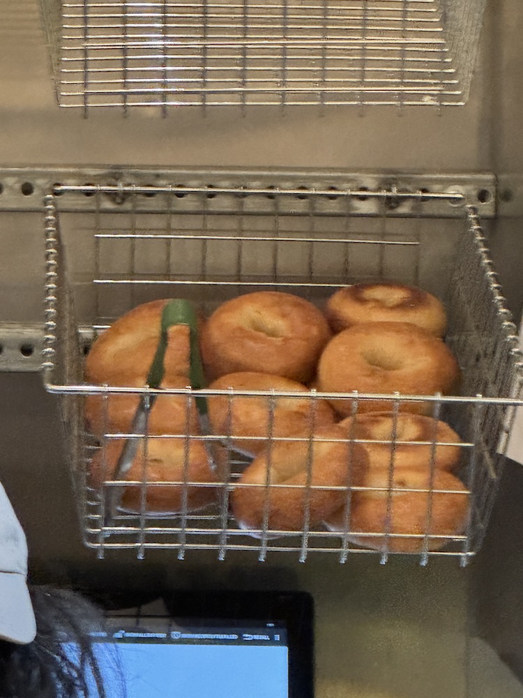 Deadline Detroit | Gallery: Bev's Bagels In Detroit's Core City Neighborhood Opens. Customers ...